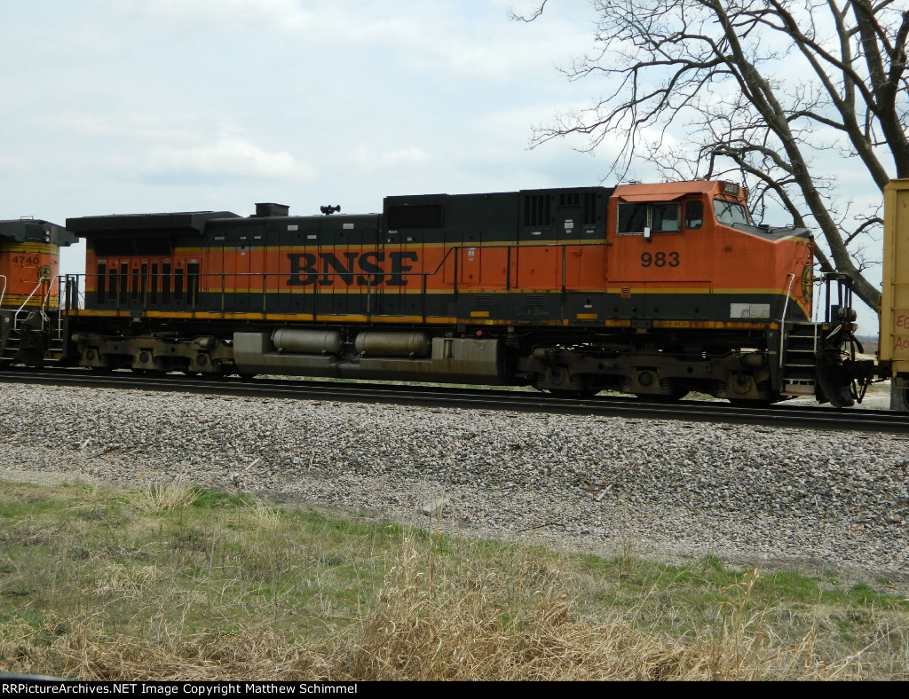 BNSF 983